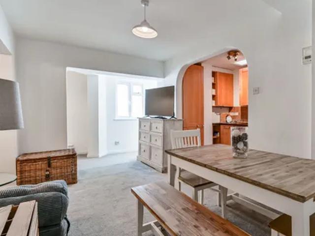 Chalk Farm Road, London, NW1 8AN, United Kingdom | 2 bed apartment for rent #167643820 | Rentberry