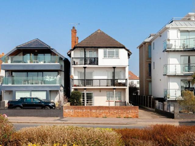 Chalkwell Esplanade, Westcliff On Sea SS0, 1 bed flat to rent, £900 pcm | PrimeLocation