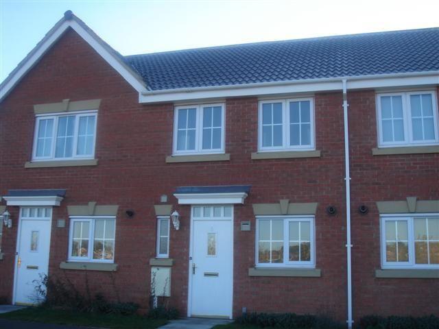 Chalon Close, Wellingborough NN8, Northants, 2 bed semi detached house to rent, £1,095 pcm | PrimeLocation