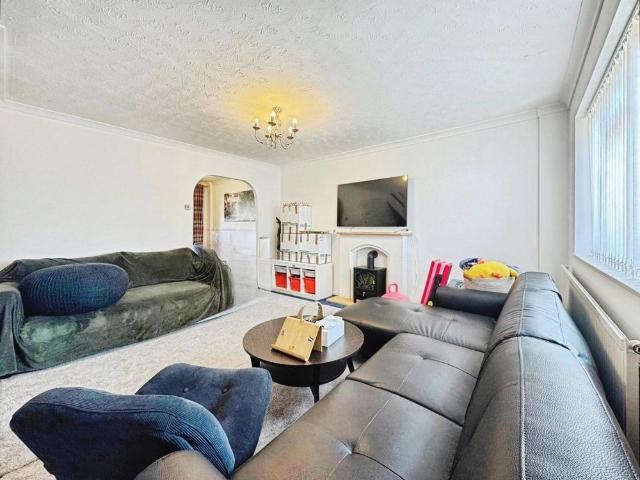 Challoner Close, Basingstoke, Hampshire, RG22