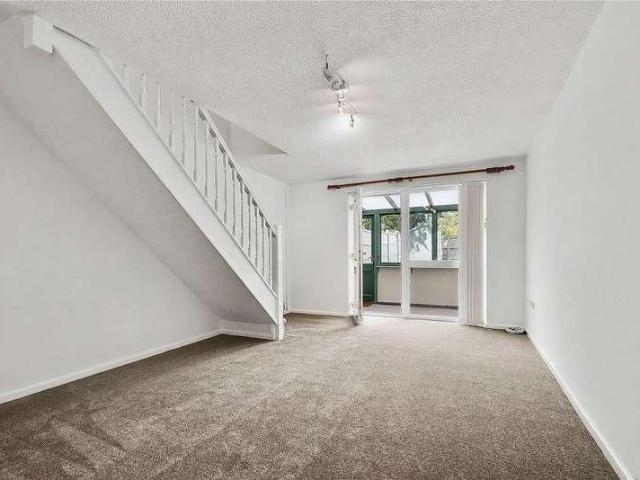 Challenger Close, Malvern, Worcestershire, WR14
