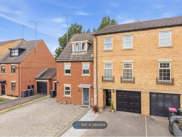 Challiner Mews, Rotherham S60, 4 bed terraced house to rent, £2,950 pcm | PrimeLocation