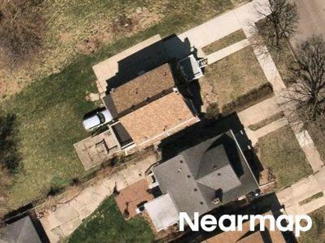 Chalmers St