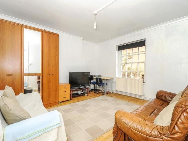 Chalton Street