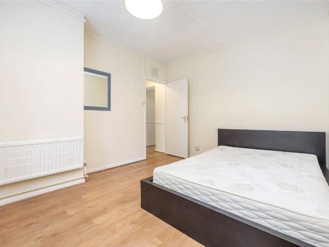 Chalton Street, Euston NW1, 2 bed flat to rent, £2,600 pcm | PrimeLocation