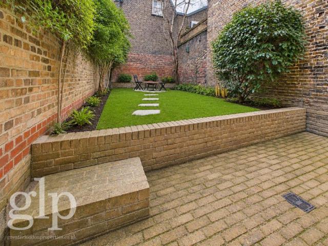 Chalton Street, King Cross, NW1 4 bed terraced house to rent £5,997 pcm £1,384 pw