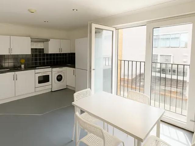 Chalton Street, London, NW1 1RX, United Kingdom | 3 bed apartment for rent #155044956 | Rentberry