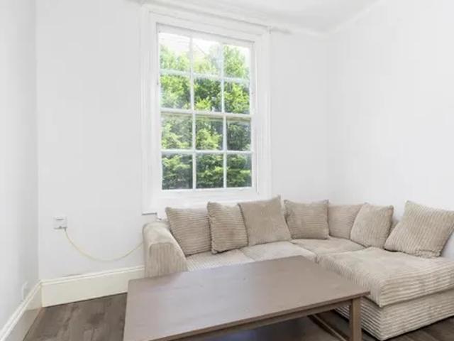 Chalton Street Market, Chalton Street, London, NW1 1HS, United Kingdom | 3 bed apartment for rent #140228349 | Rentberry