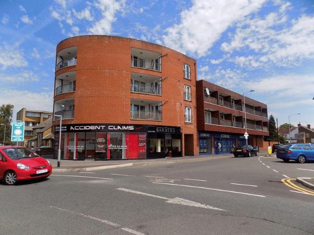 Chalvey Road West, Slough 1 bed flat to rent £1,000 pcm £231 pw