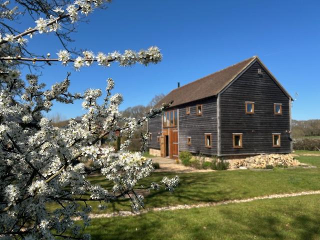 Chalvington Road, Chalvington, Hailsham BN27, 3 bed barn conversion to rent, £2,800 pcm | PrimeLocation