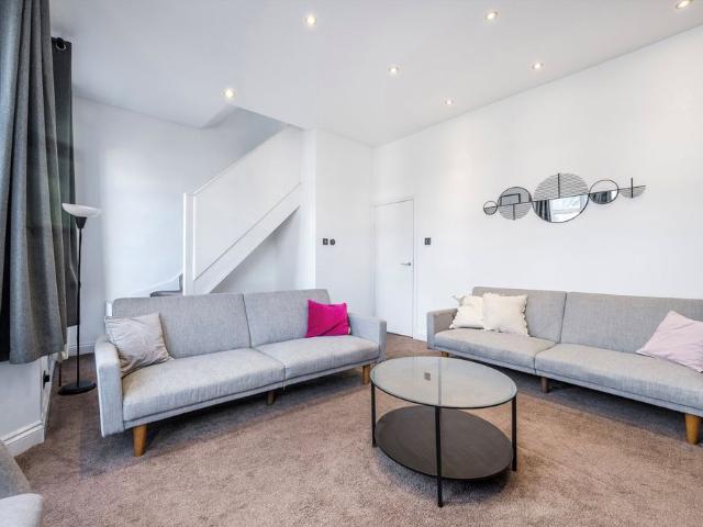Chamberlayne Road, Kensal Rise, NW10, London