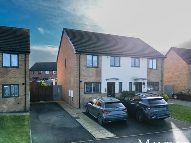 Chamberlain Way, Gunthorpe, 3 Bedroom Semi detached