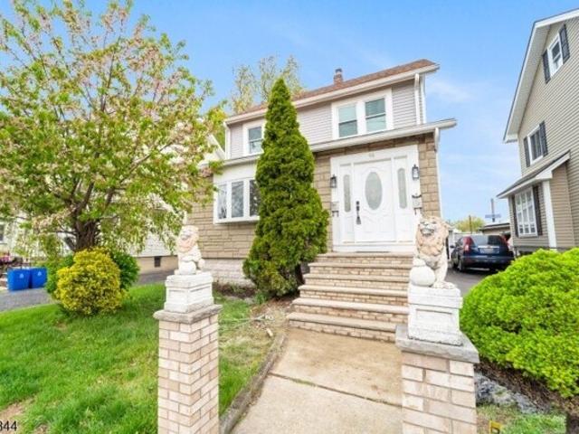 Chamberlain Ave, Little Ferry, Home For Sale
