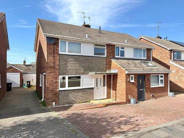 Chamberlain Gardens, Arborfield Cross, Reading, RG2