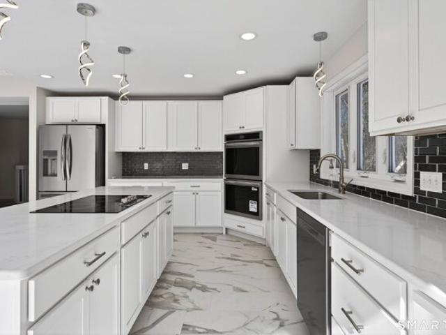 Chamberlain Hill Rd, Middletown, Home For Sale