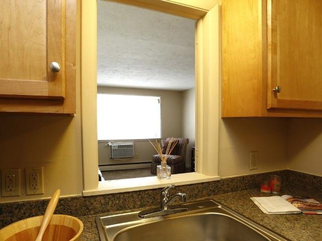 Chamberlain I & II Apartments 1 Bedroom Apartment for Rent at 39 Central Ave, Dayton, OH 45406 Grafton Hill