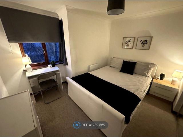 Chamberlin Court, Cambridge CB4, 1 bed flat to rent, £1,250 pcm | PrimeLocation