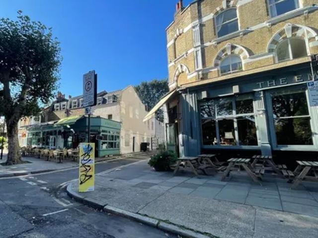 Chambers, 132 Lauriston Road, London, E9 7LH, United Kingdom | 1 bed apartment for rent #167314491 | Rentberry