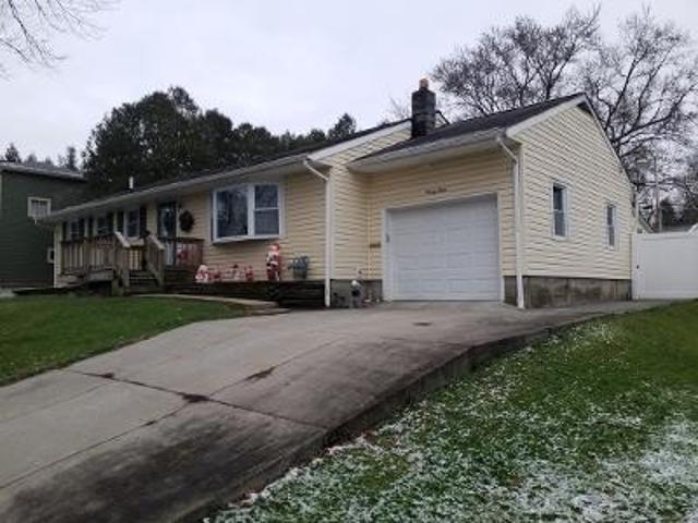 Chambers Ave