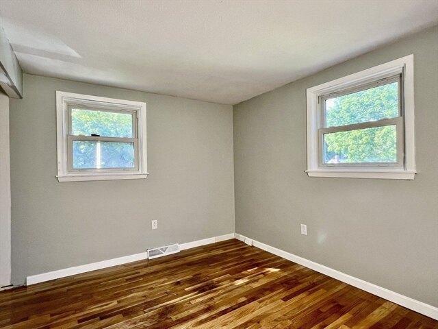 Champlain Dr, Hudson, Home For Sale