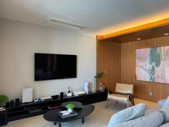 CHAMPS ELYSEES MOBILIADO R$ 1.690.000 Apartamento à venda, 3 Suítes, 130m², 3 Vagas, Gleba Palha
