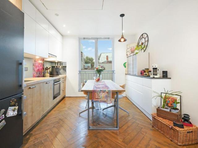 Chance Street, Shoreditch, E2 1 bed terraced house to rent £3,250 pcm £750 pw