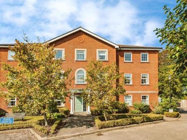 Chanctonbury Walk, Storrington, 2 Bedroom Flat