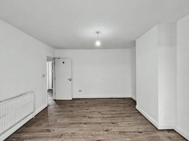 Chandos Crescent, Edgware, HA8
