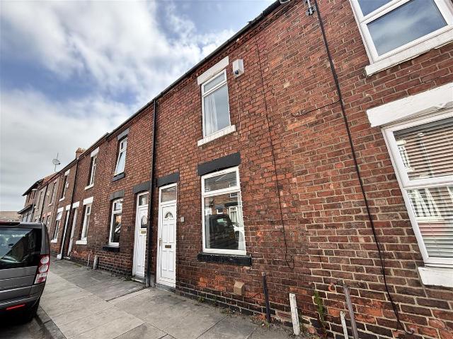 Chandos Street, Darlington DL3, 2 bed terraced house to rent, £695 pcm | PrimeLocation