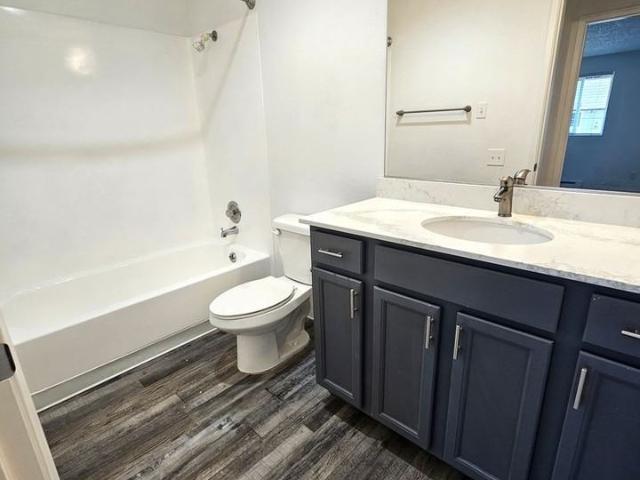 Chandelle Apartments 2 Bedroom Apartment for Rent at 3418 90th St S, Lakewood, WA 98499 Northeast Lakewood