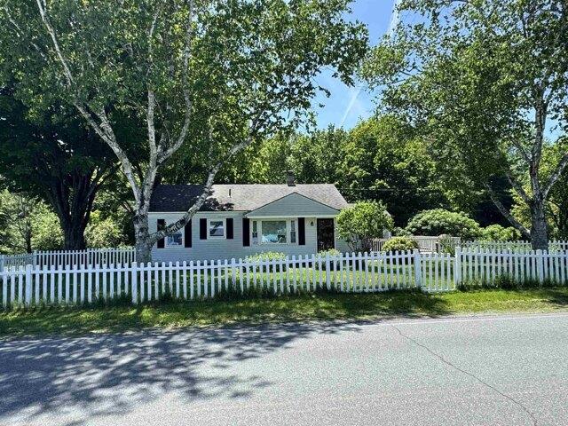 Chandler Rd, Hartford, Home For Sale