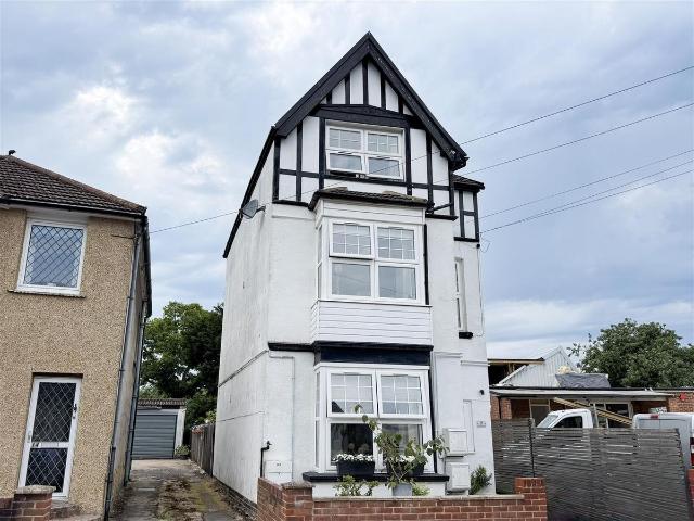 Chandler Road, Bexhill On Sea TN39, 2 bed flat to rent, £1,100 pcm | PrimeLocation