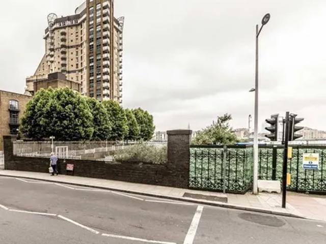 Chandlers Mews, London, E14 8LA, United Kingdom | 2 bed house for rent #167623804 | Rentberry