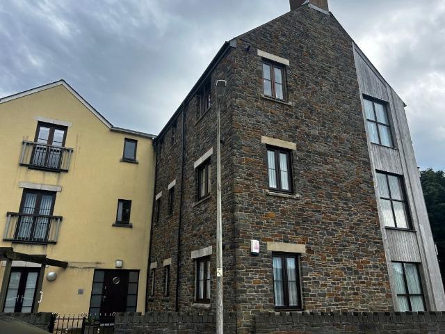 Chandlers Yard, Burry Port SA16, 2 bed flat to rent, £895 pcm | PrimeLocation