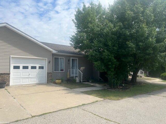 Channel Dr, Marine City, Condo For Sale