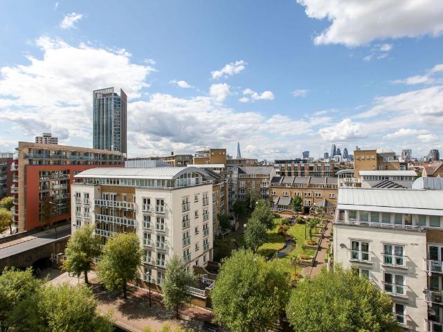 Channel House, Water Gardens Square, Canada Water, London SE16, 2 bed flat to rent, £2,730 pcm | PrimeLocation