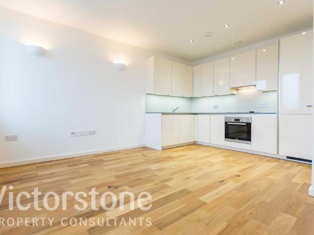 Channelsea House, Canning Road, West. 1 bed apartment to rent £1,800 pcm £415 pw