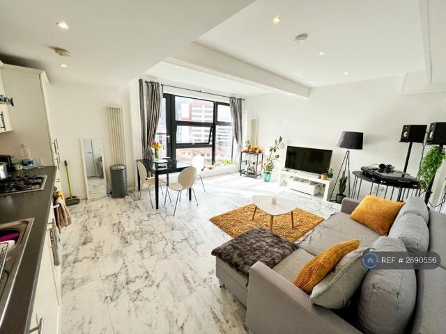 Channelsea Road, London, E15 2 bed flat to rent £2,600 pcm £600 pw