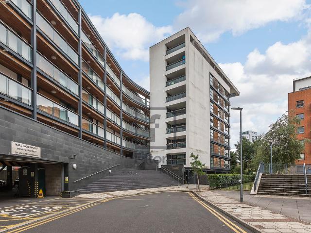 Channelsea Road, London E15, 2 bed flat to rent, £2,100 pcm | PrimeLocation