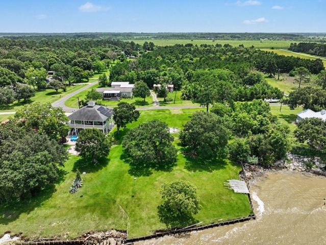 Channelview, Anahuac, TX 77514