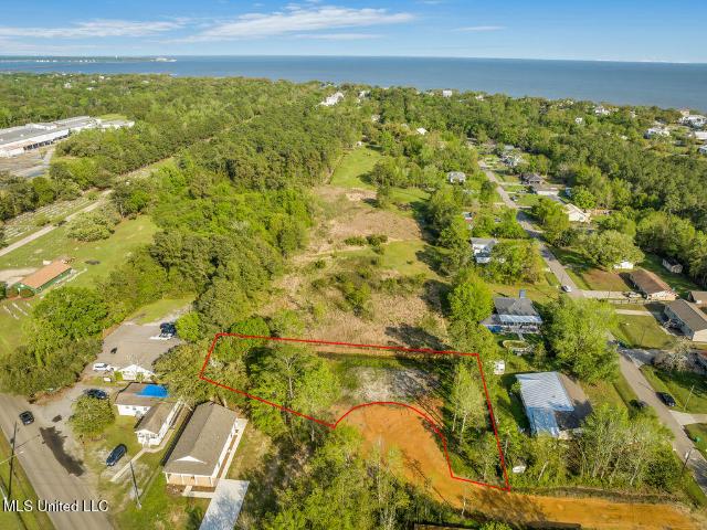 Chantilly Terrace, Bay Saint Louis, MS 39520
