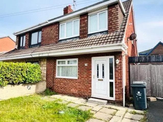 Chantler Household, 46 Field Lane, Kirkby, L10 0AG, United Kingdom | 3 bed duplex for rent #168186718 | Rentberry