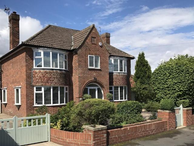 Chantry Grove, Poppleton, York, YO26 5 bed detached house to rent £2,250 pcm £519 pw