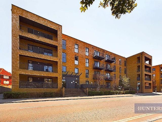 Chantry House, Albert Road North, Southampton SO14, 1 bed flat to rent, £1,300 pcm | PrimeLocation