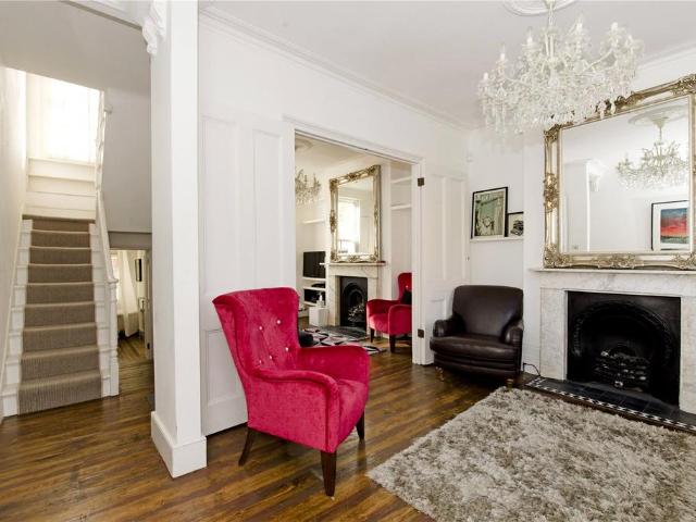 Chantry Street, Islington, London 3 bed terraced house to rent £5,000 pcm £1,154 pw