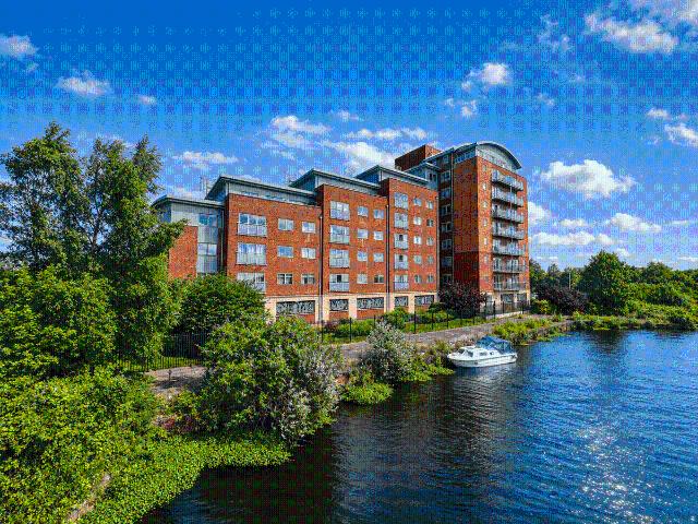 Chantry Waters, Wakefield WF1, 2 bed flat to rent, £950 pcm | PrimeLocation