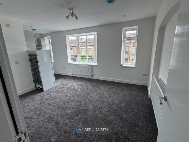 Chapeltown, Pudsey LS28, 1 bed flat to rent, £850 pcm | PrimeLocation