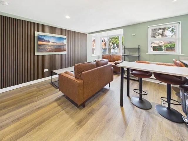 Chapel Court, Nottingham, NG7