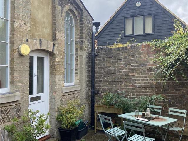 Chapel Court, Sun Street