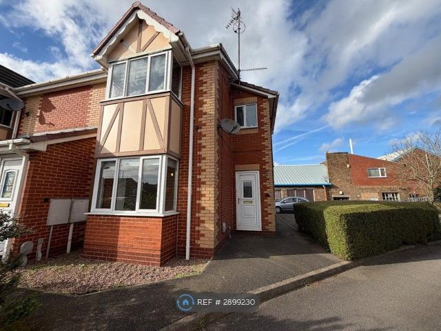 Chapel Close, Clowne, Chesterfield S43, 2 bed flat to rent, £650 pcm | PrimeLocation